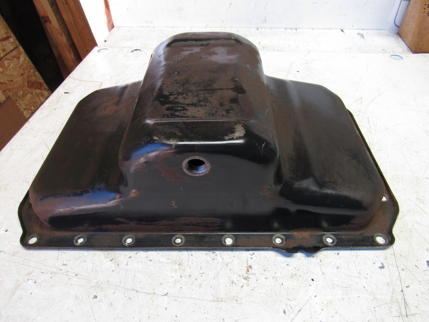 Eastern Triangle Enterprises LLC Parts Store. Oil Pan Sump off 2004 ...
