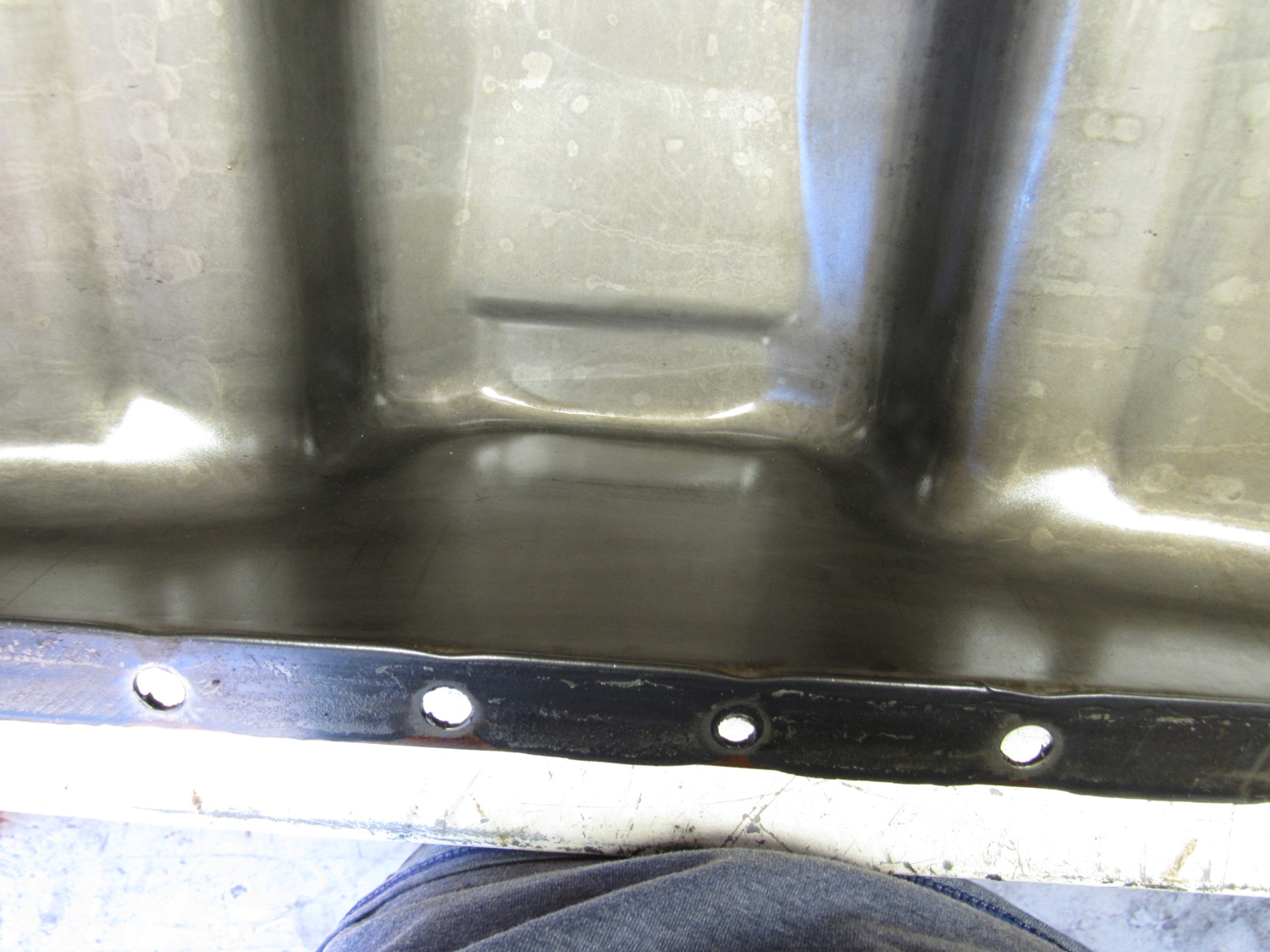Eastern Triangle Enterprises LLC Parts Store. Oil Pan Sump off 2004 ...